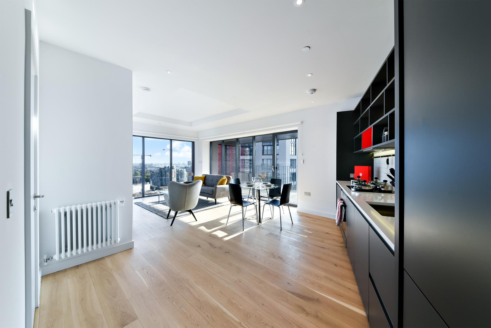 Modena House 2454811 | JOHNS&CO