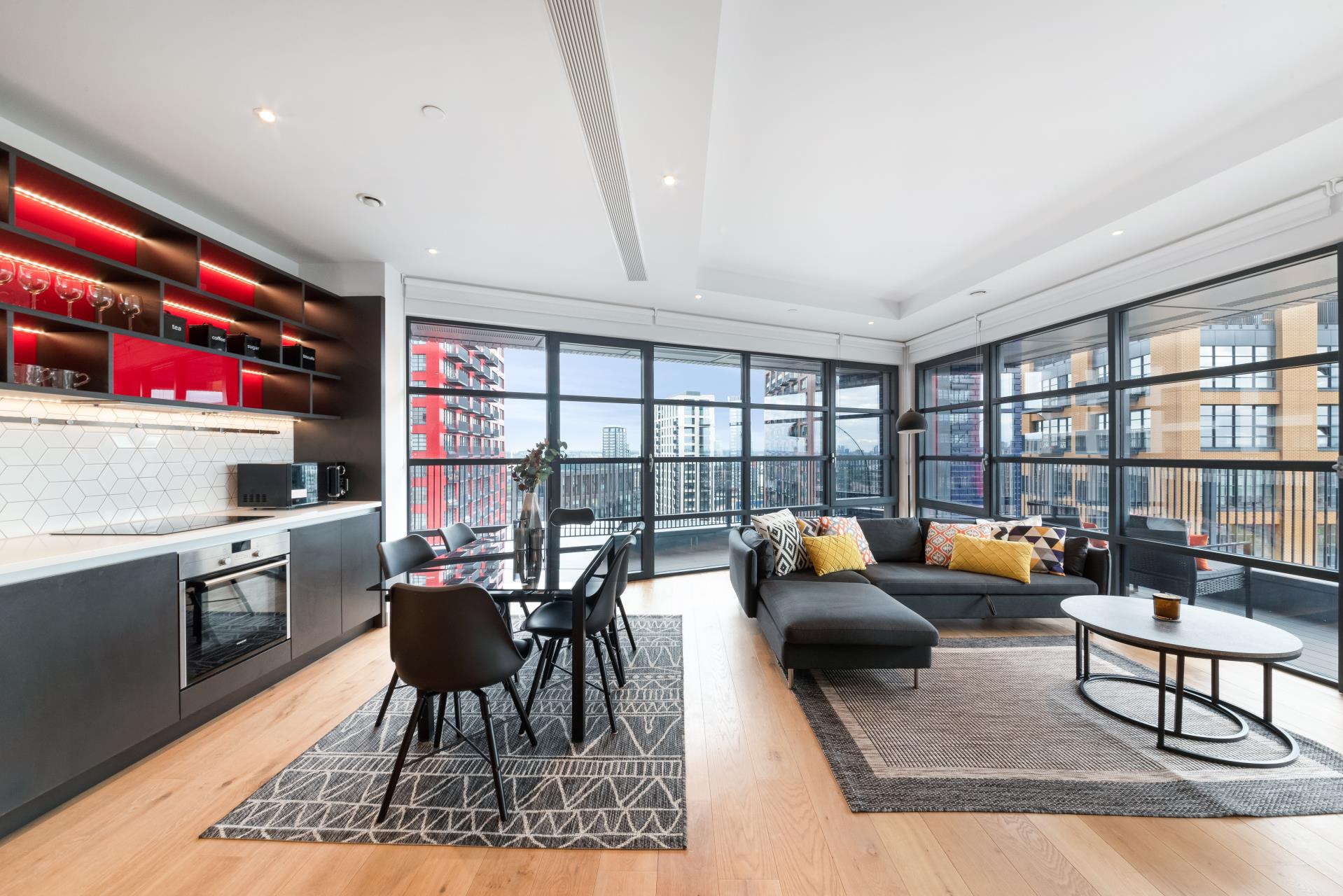 Bridgewater House 2478462 | JOHNS&CO