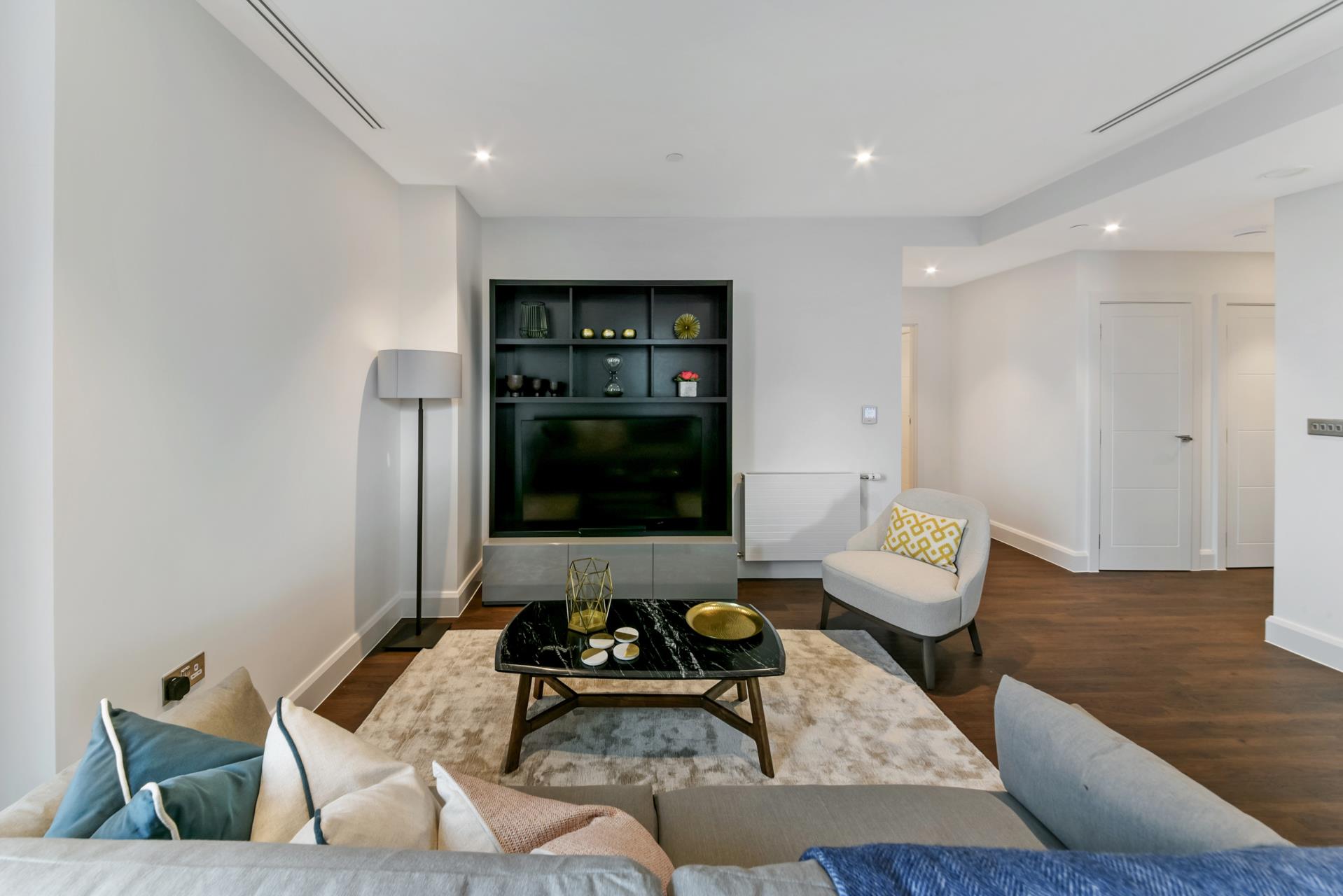 Sirocco Tower 2650298 | JOHNS&CO