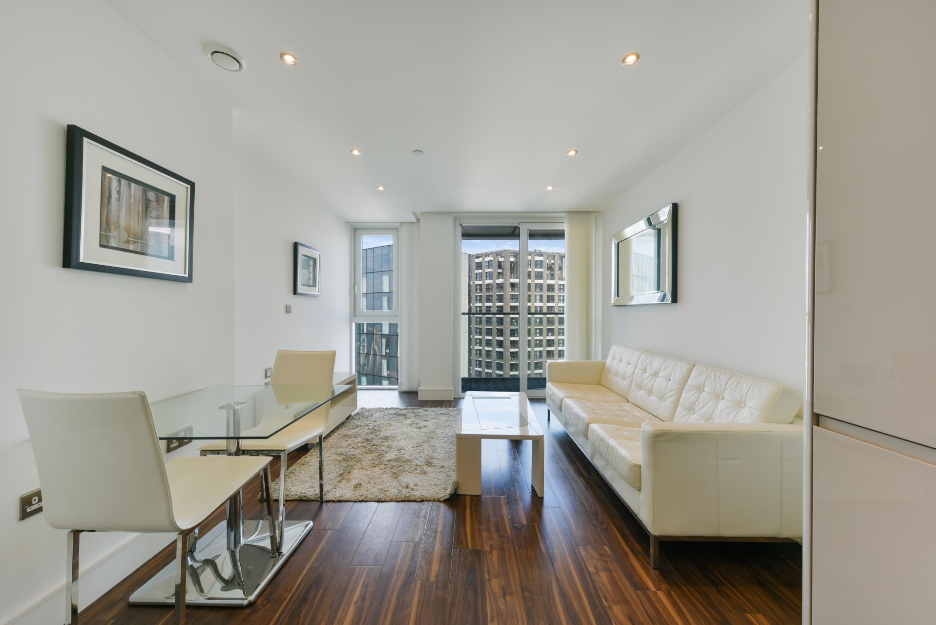 Altitude Point 2666254 | JOHNS&CO