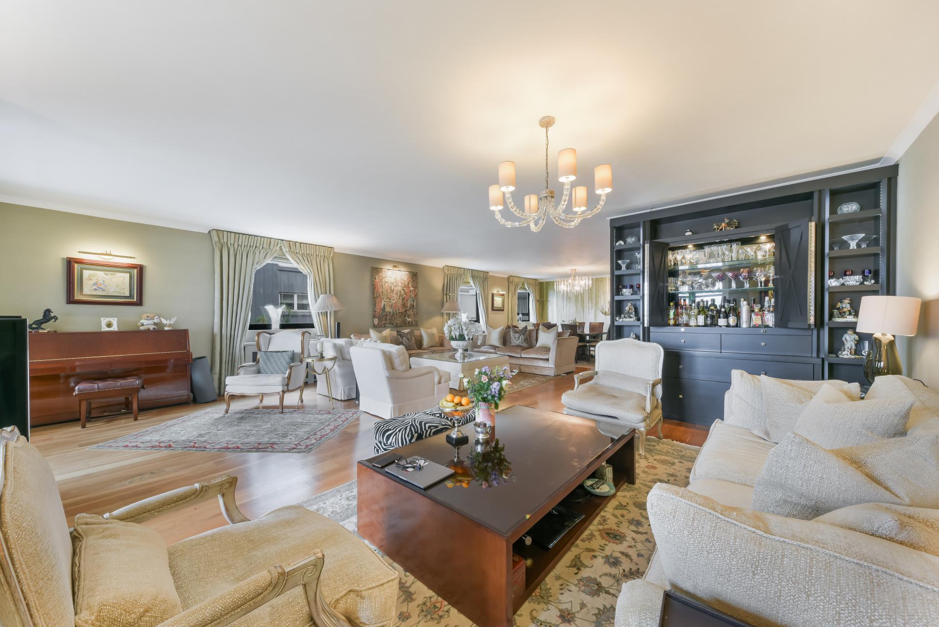 Waterside Point 2667382 | JOHNS&CO