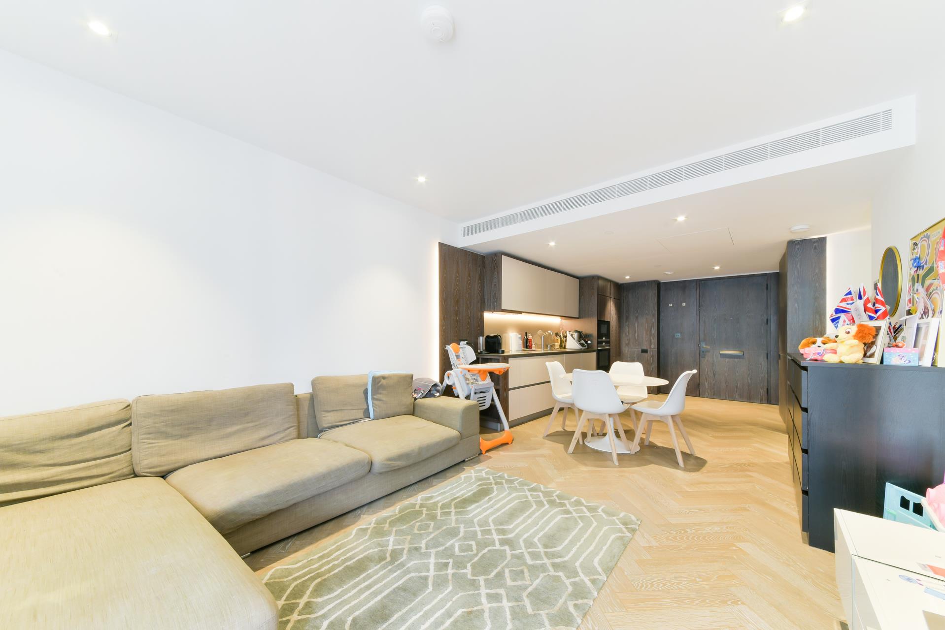 Pearce House 2671506 | JOHNS&CO