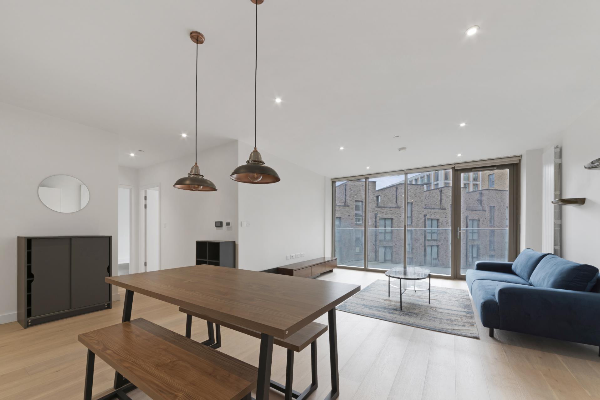 Commodore House 2323220 | JOHNS&CO