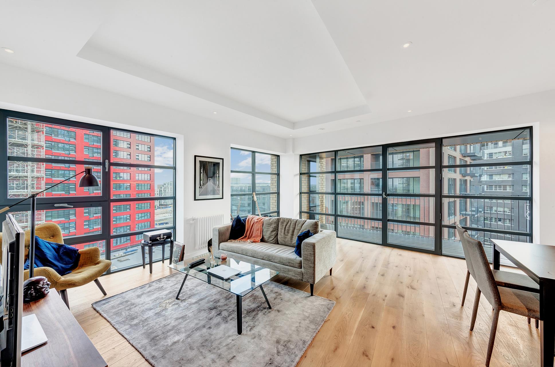 Defoe House 2537486 | JOHNS&CO