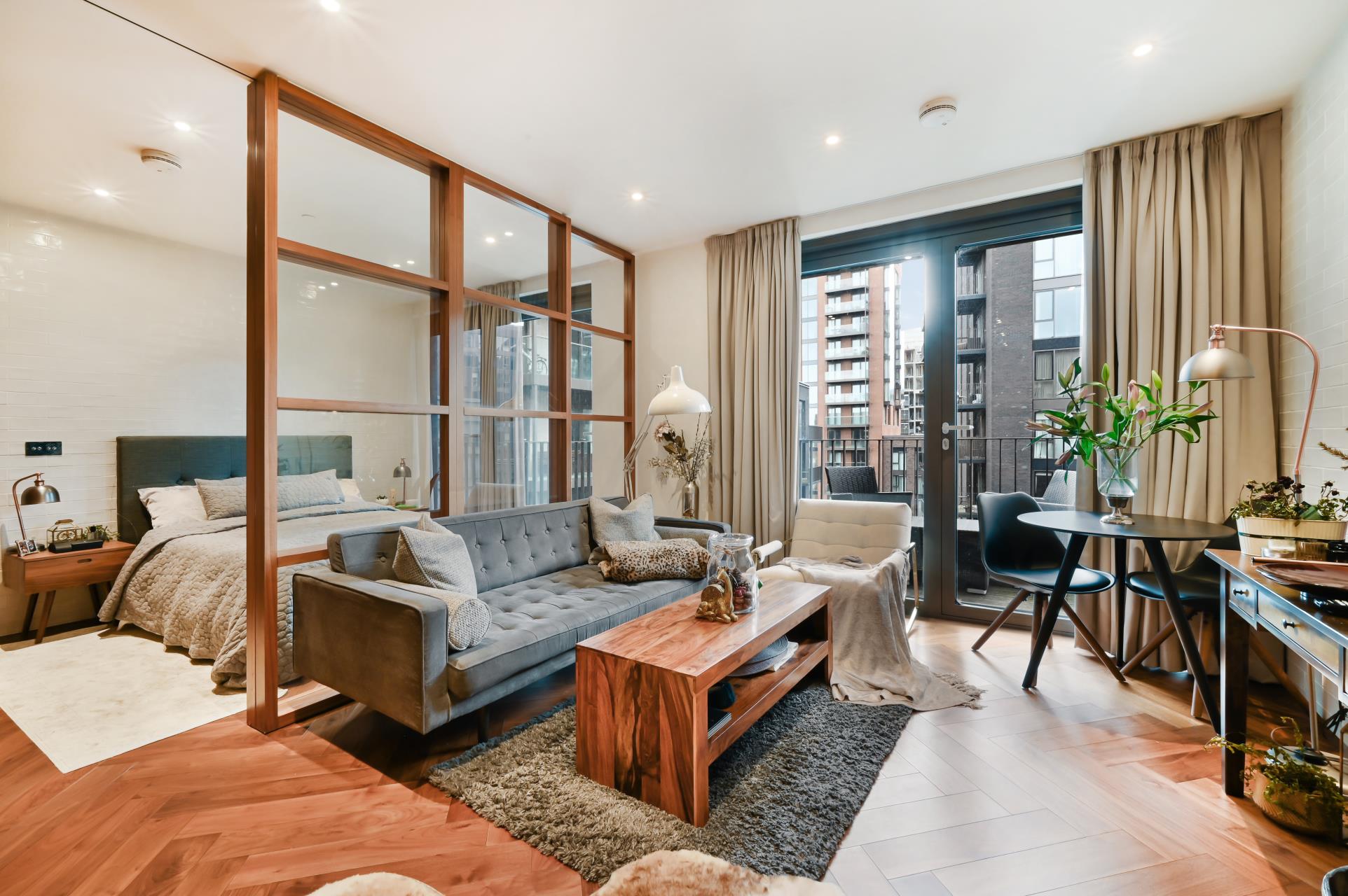 Ambassador Building 2332482 | JOHNS&CO