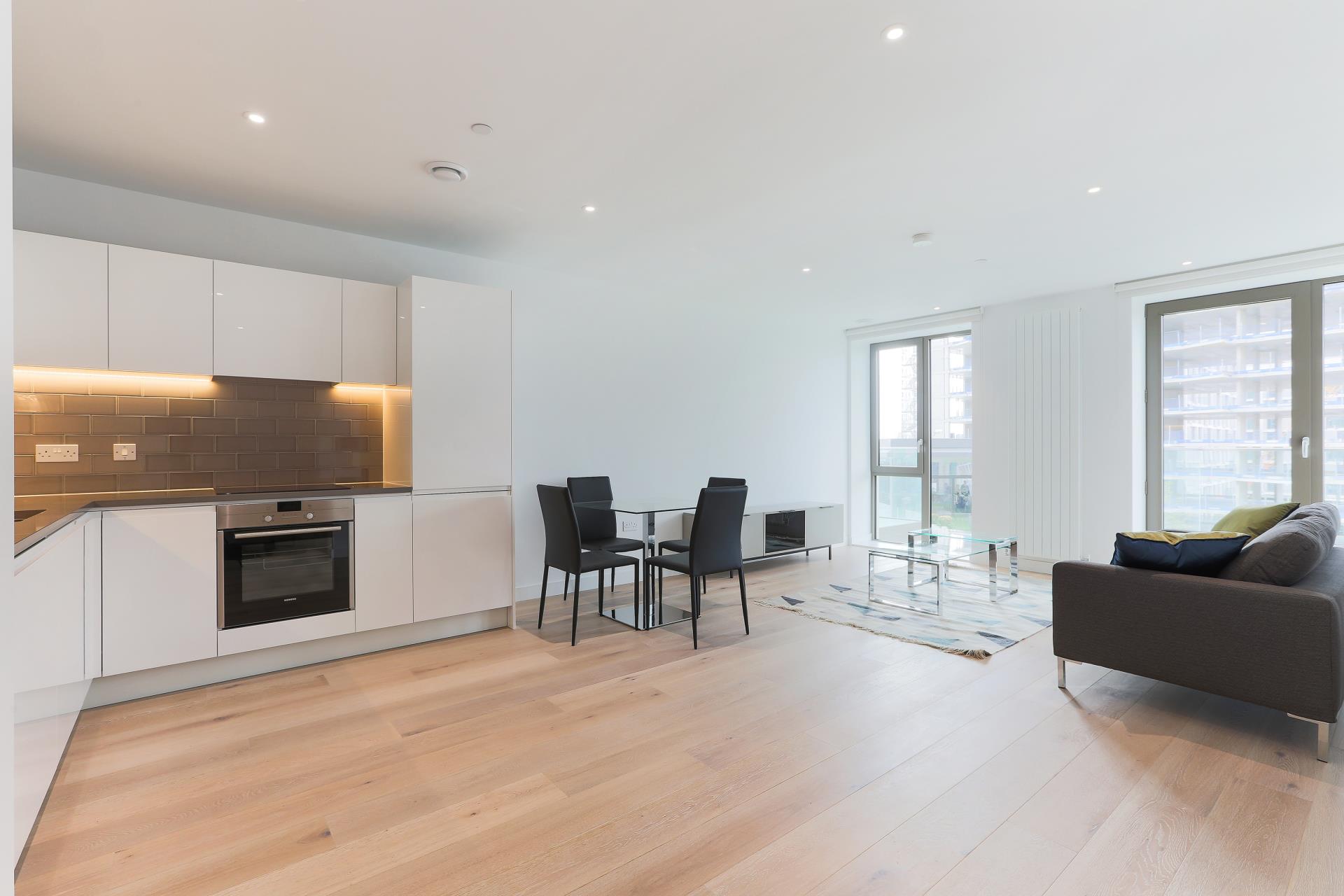 Kelson House 2337003 | JOHNS&CO