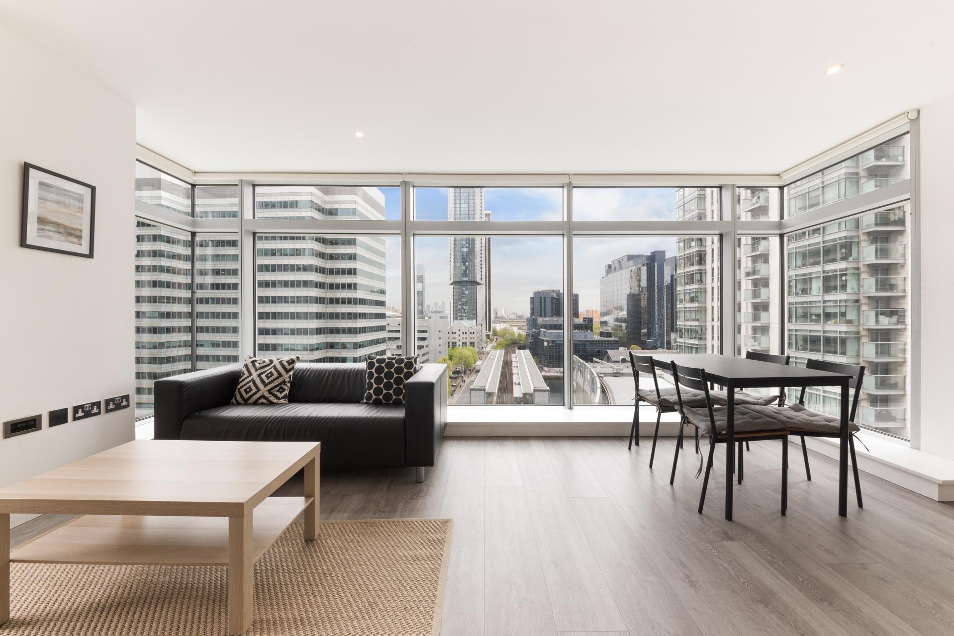 Pan Peninsula 2692657 | JOHNS&CO