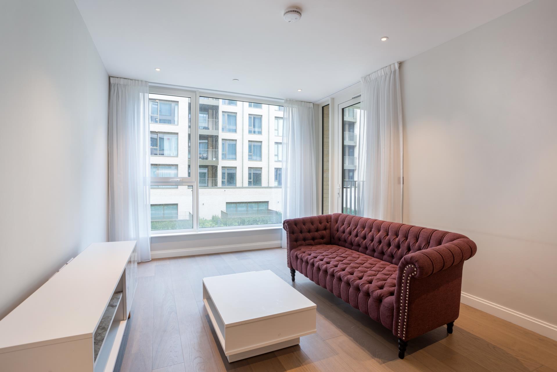 Phoenix Court 2692961 | JOHNS&CO