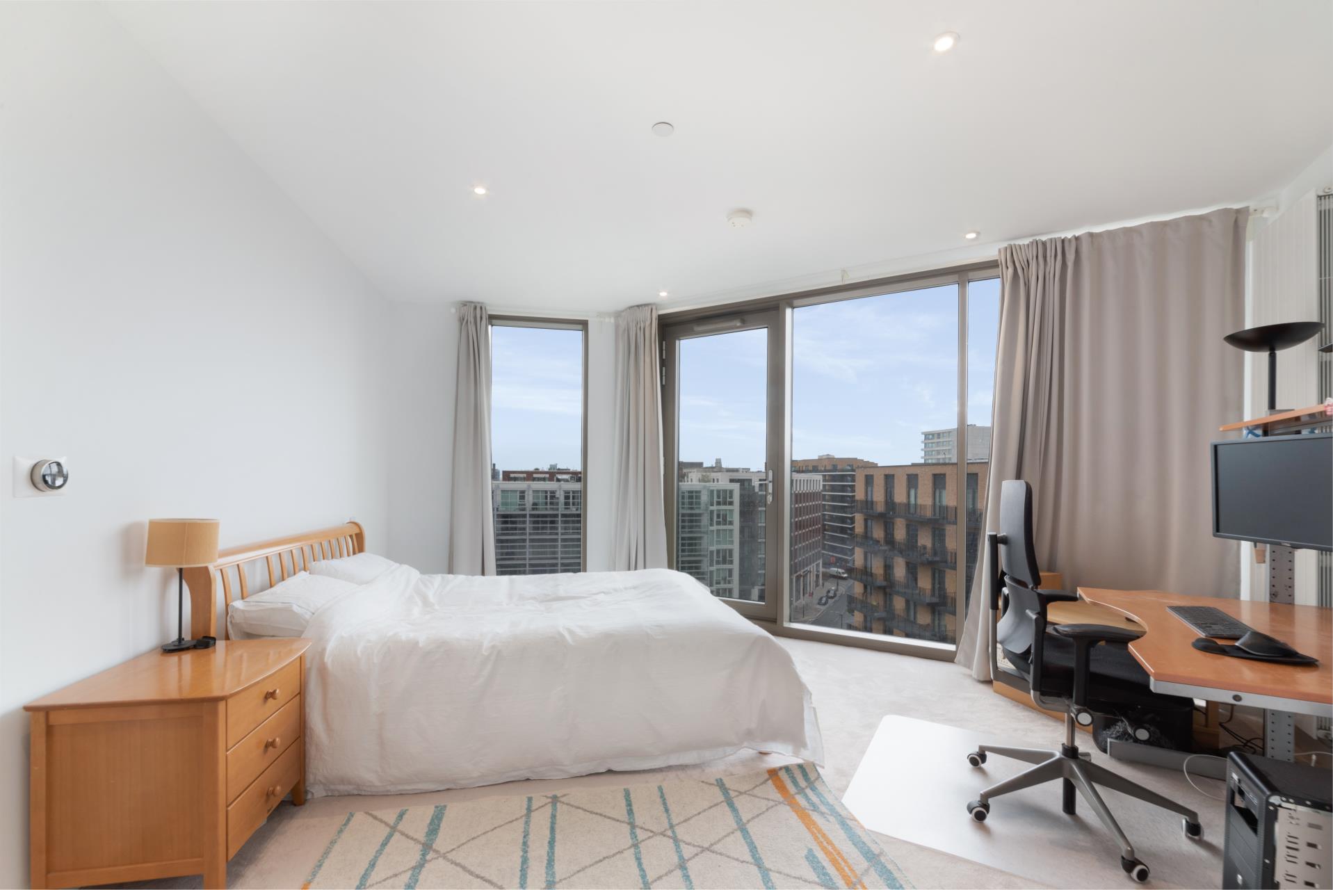 Commodore House 2641313 | JOHNS&CO