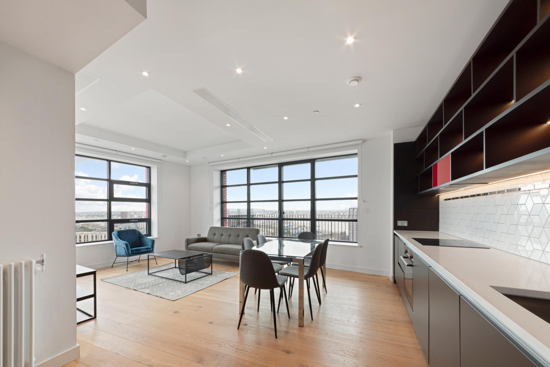 Defoe House 2612069 | JOHNS&CO