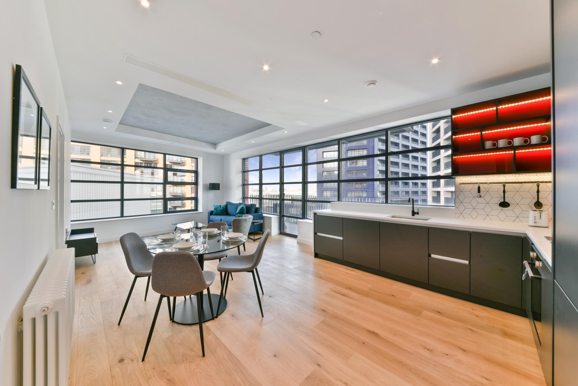 Defoe House 2676391 | JOHNS&CO