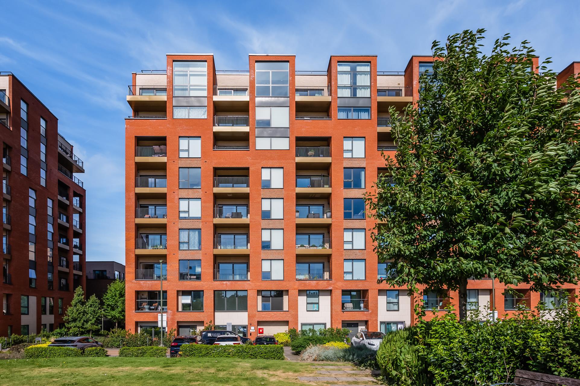 Poplar House 2699530 | JOHNS&CO
