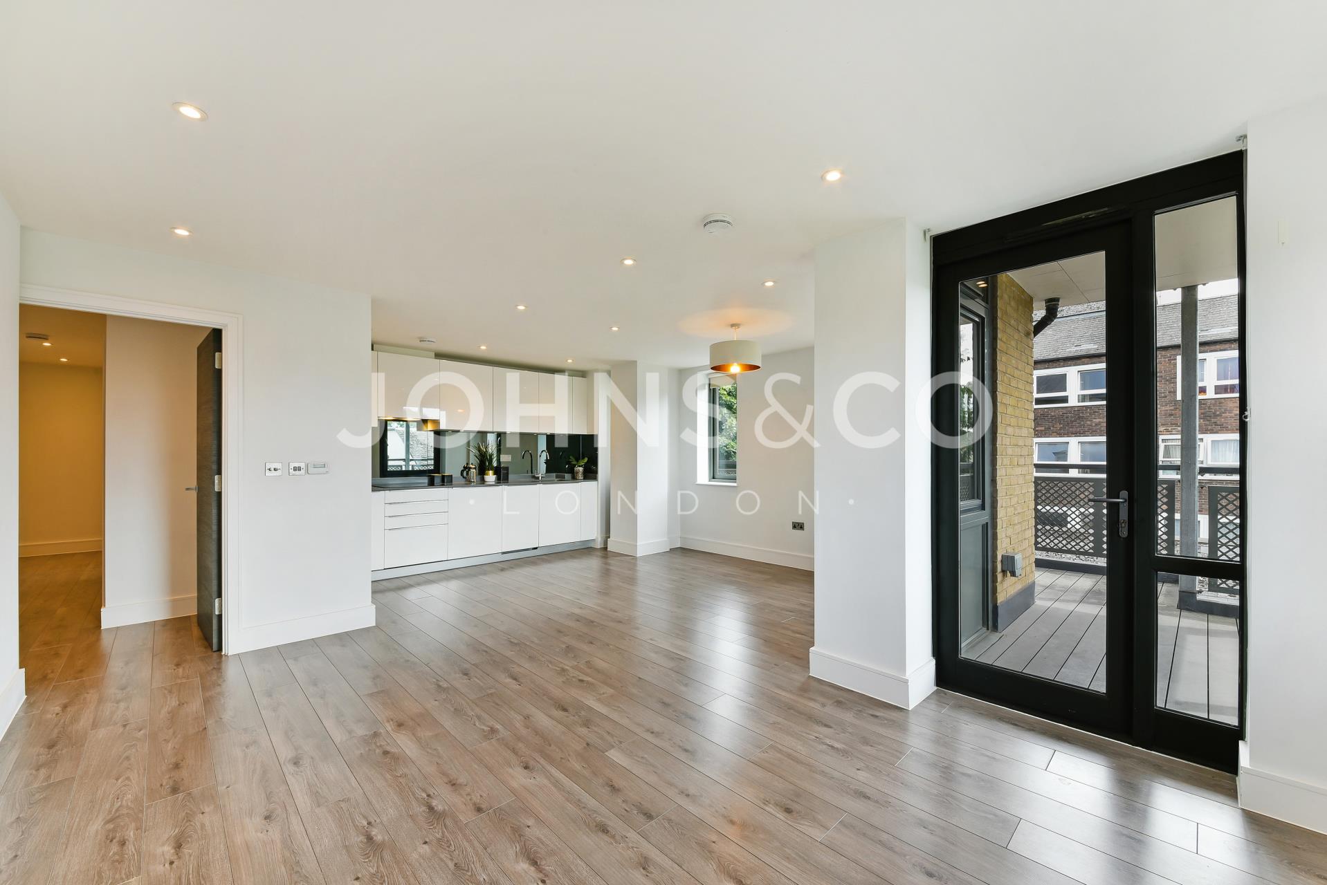 Albany Court 2666501 | JOHNS&CO