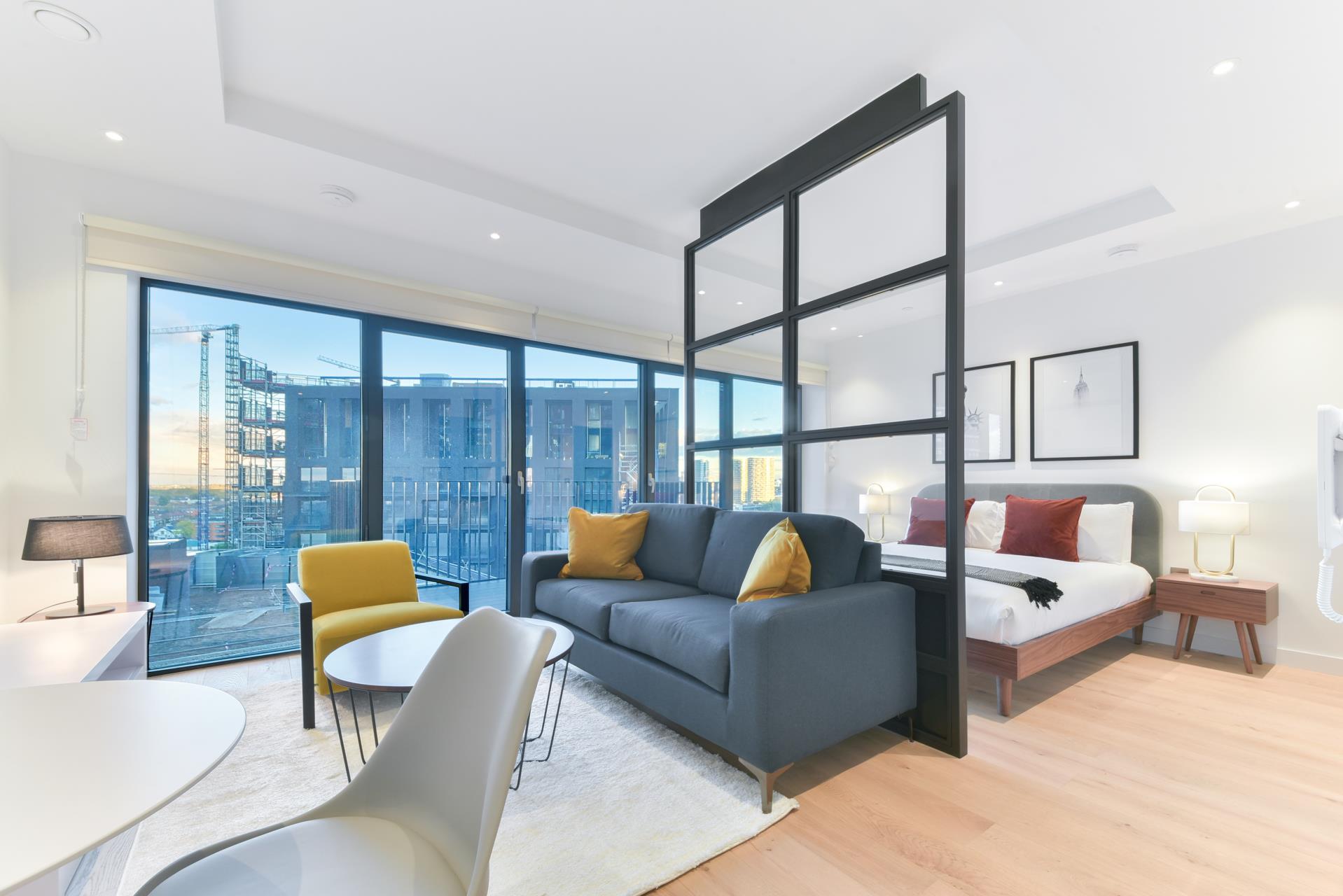 Modena House 2455327 | JOHNS&CO