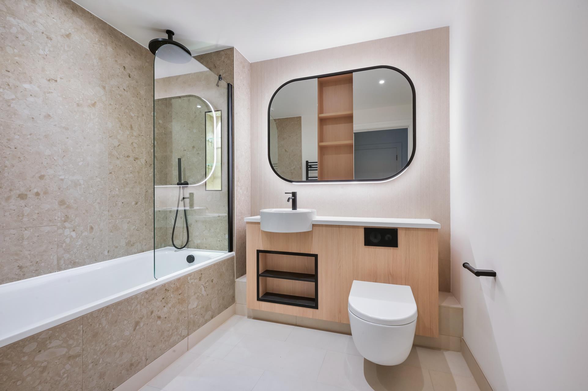 Bower House 2706203 | JOHNS&CO