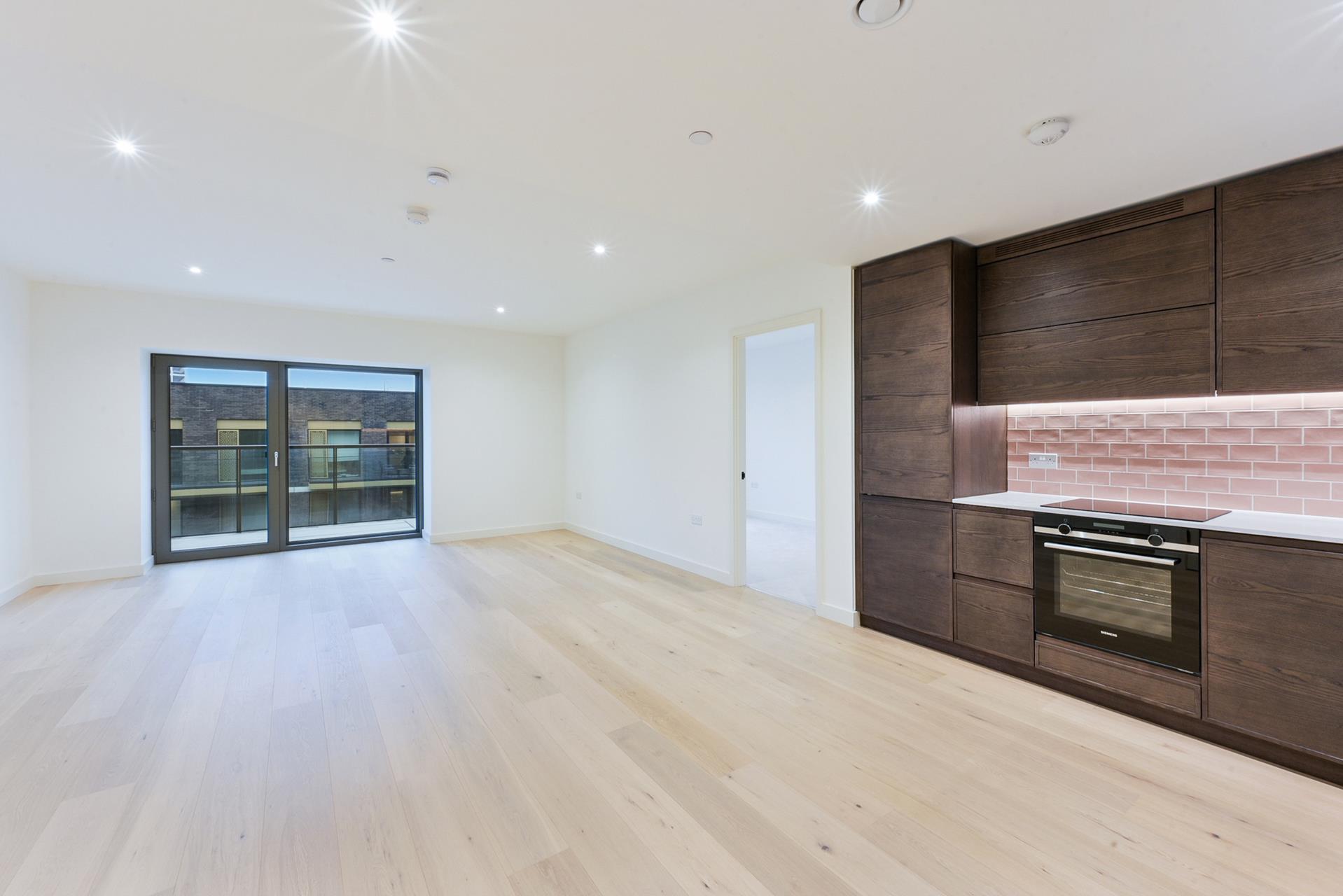 India House 2707449 | JOHNS&CO