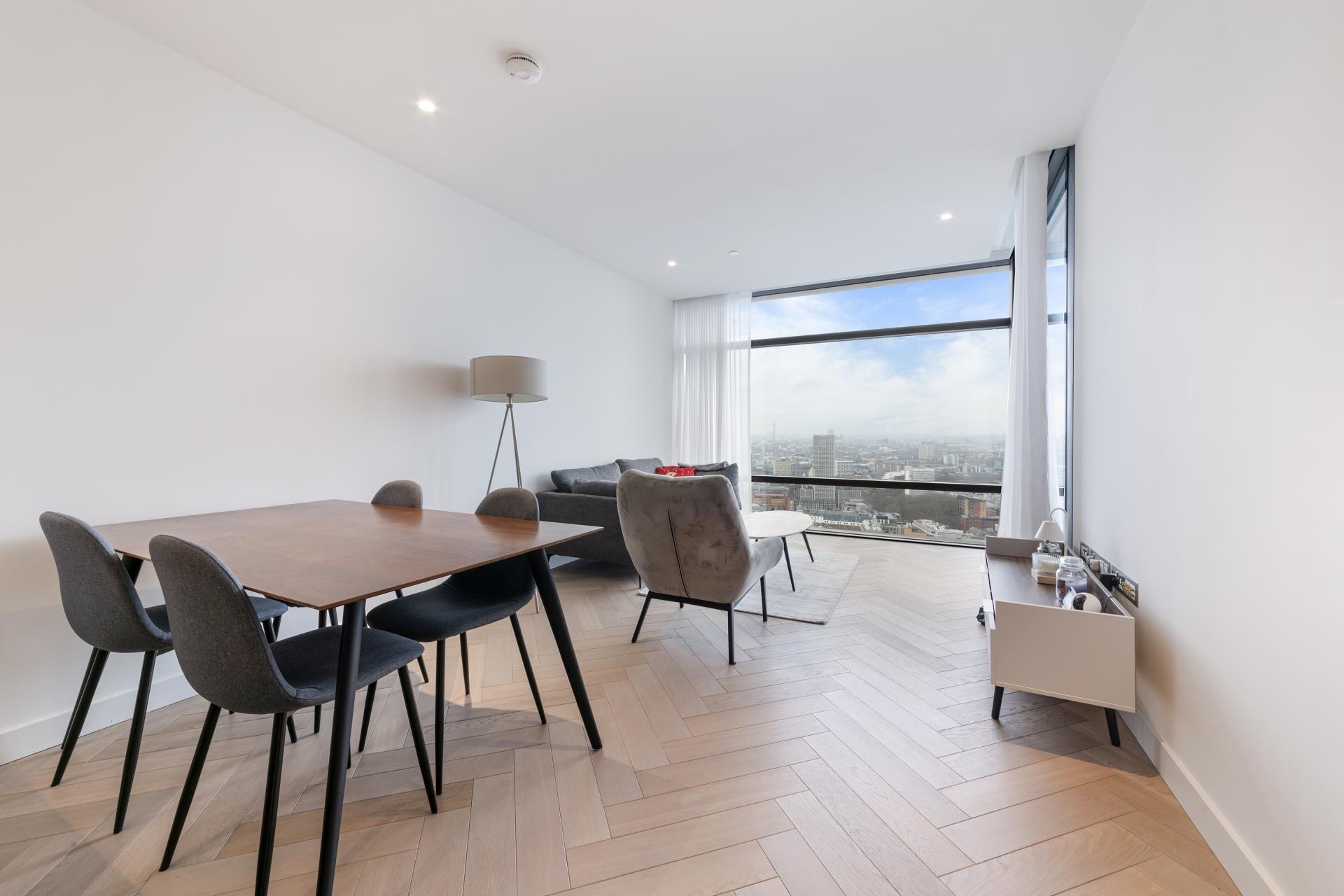 Principal Place 2707622 | JOHNS&CO