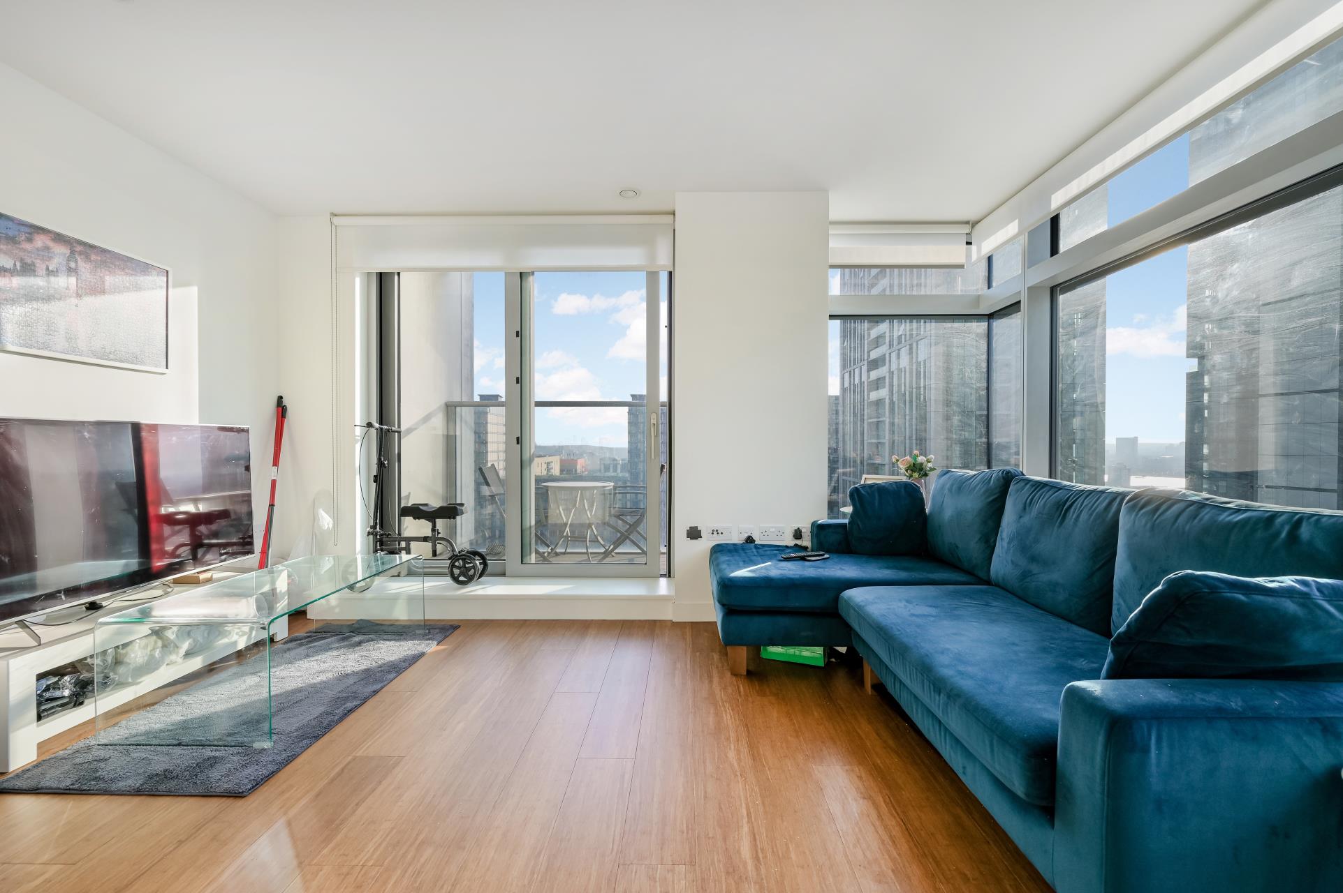 Pan Peninsula 2707934 | JOHNS&CO