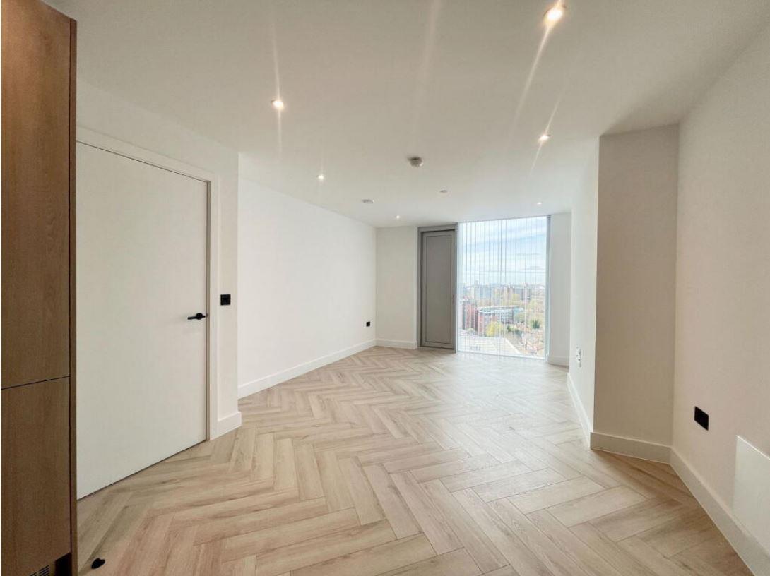 Bankside 2710210 | JOHNS&CO