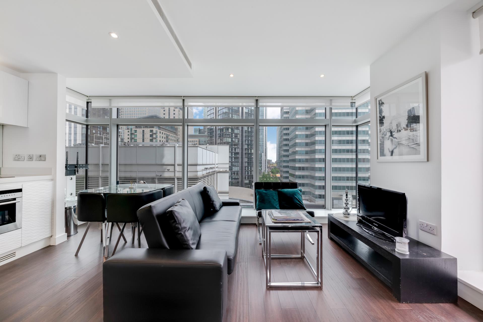 Pan Peninsula 2609116 | JOHNS&CO