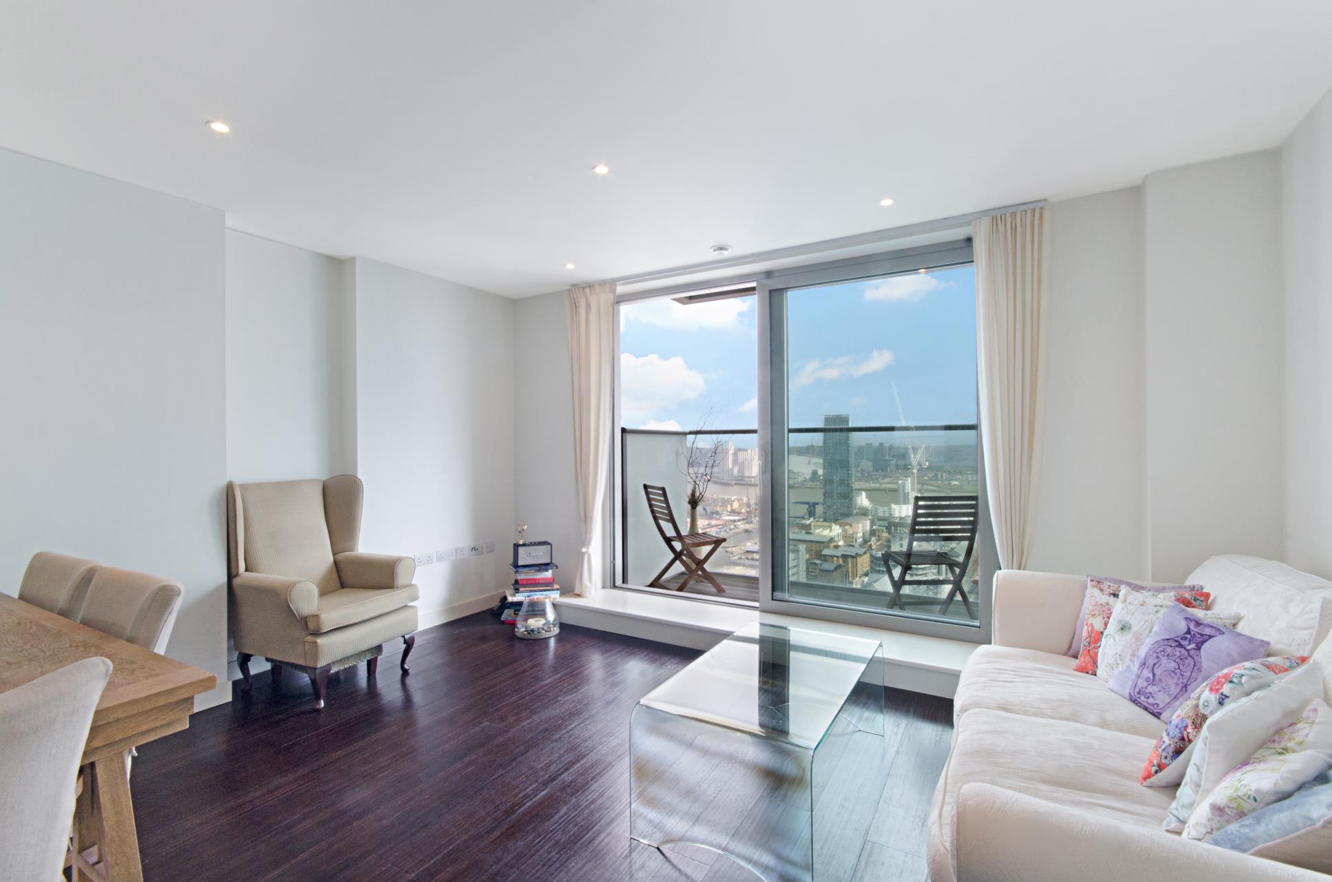 Pan Peninsula 2417901 | JOHNS&CO
