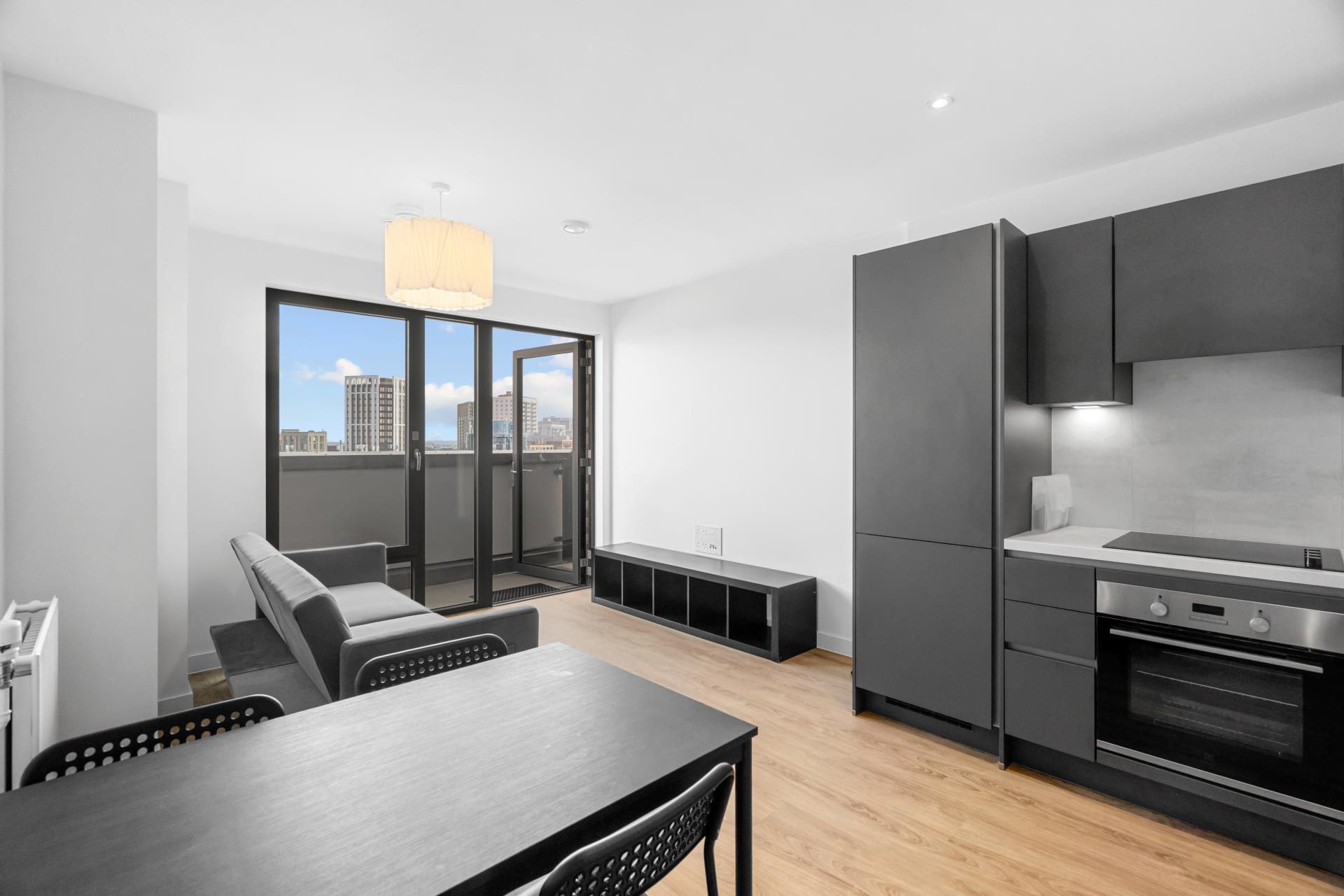 Pullman House 2718123 | JOHNS&CO