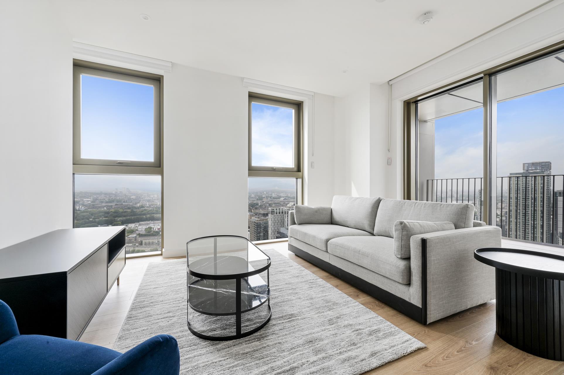 One Thames Quay 2717804 | JOHNS&CO