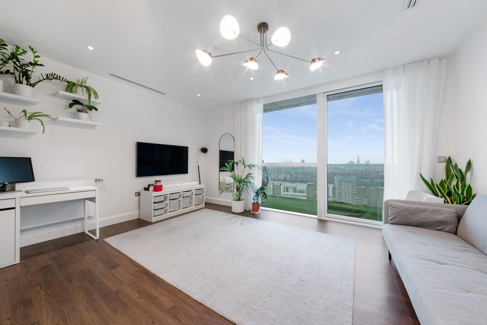 Salvor Tower 2726813 | JOHNS&CO