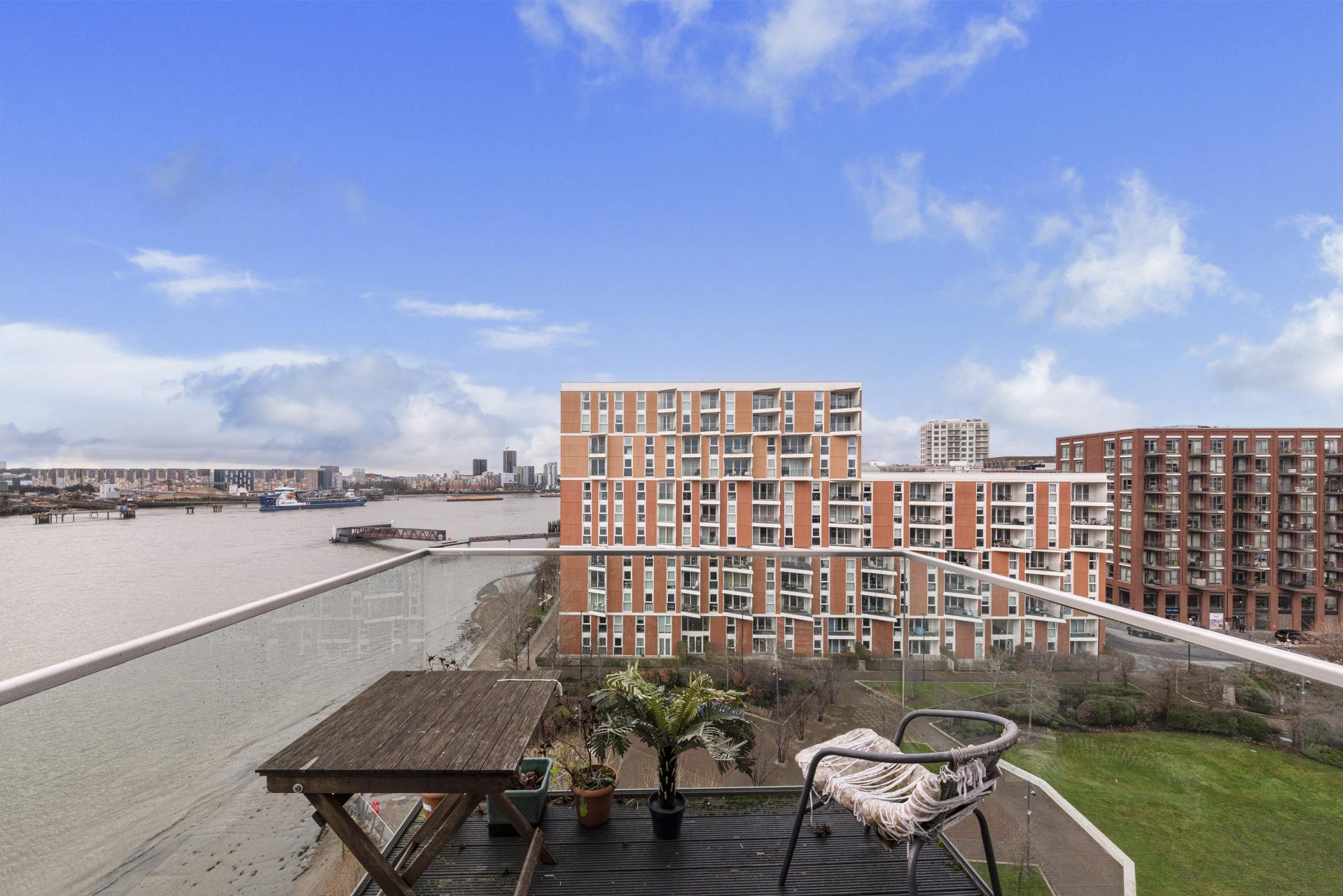 Kelson House 2665755 | JOHNS&CO