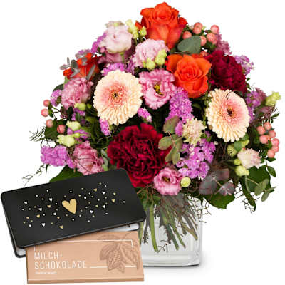 Colorful Wishes with Munz bar of chocolate «Heart» | Interflora