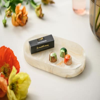 luxury chocolates | Interflora