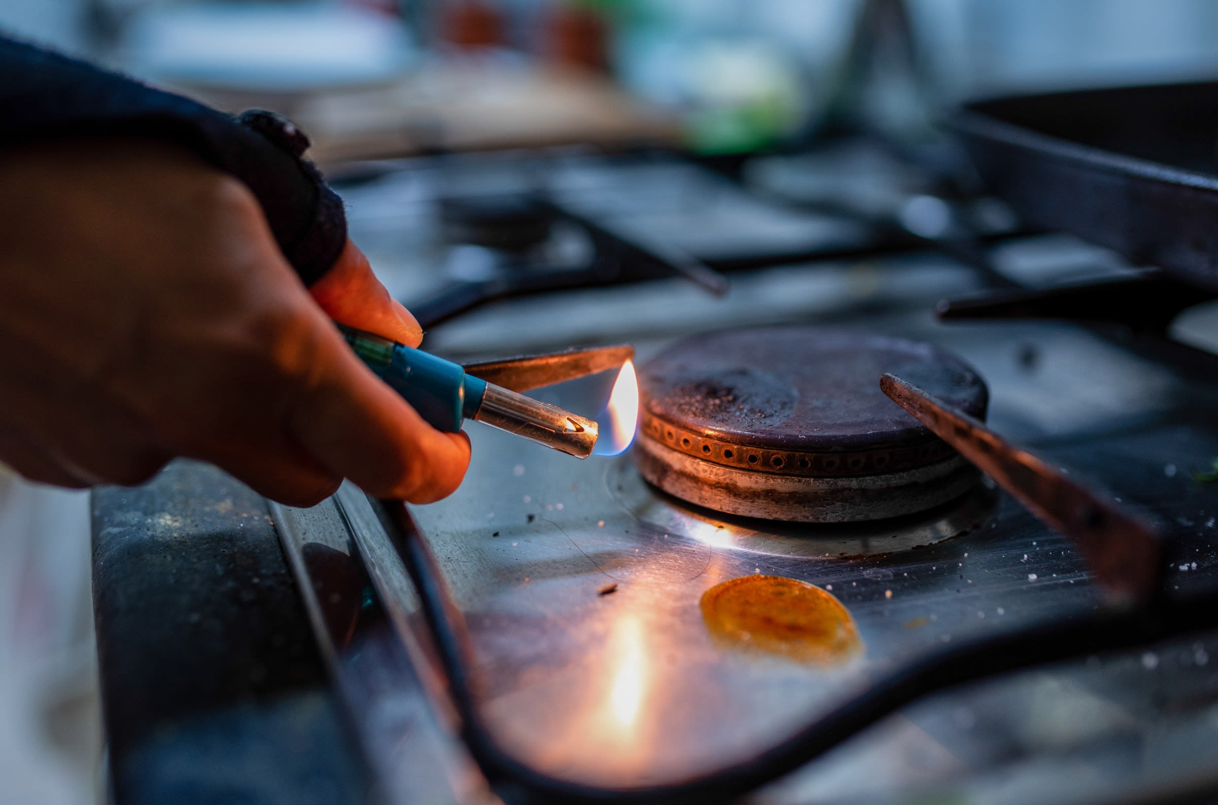 Why Isn't Gas Stove Lighting? Quick Fixes Revealed!
