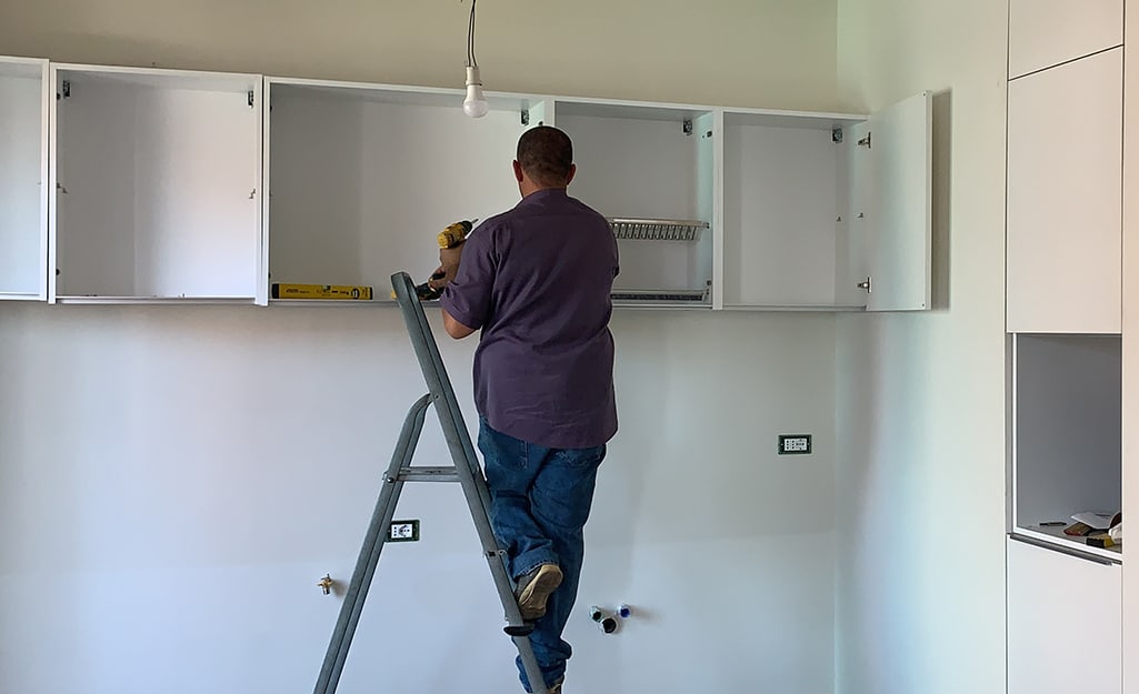 How to Fix Kitchen Wall Cupboards: Quick & Easy Solutions | Kitchen Asking