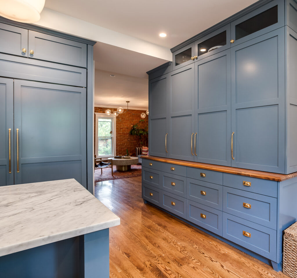 In Wall Kitchen Cabinets: Maximize Space & Style Effortlessly | Kitchen ...