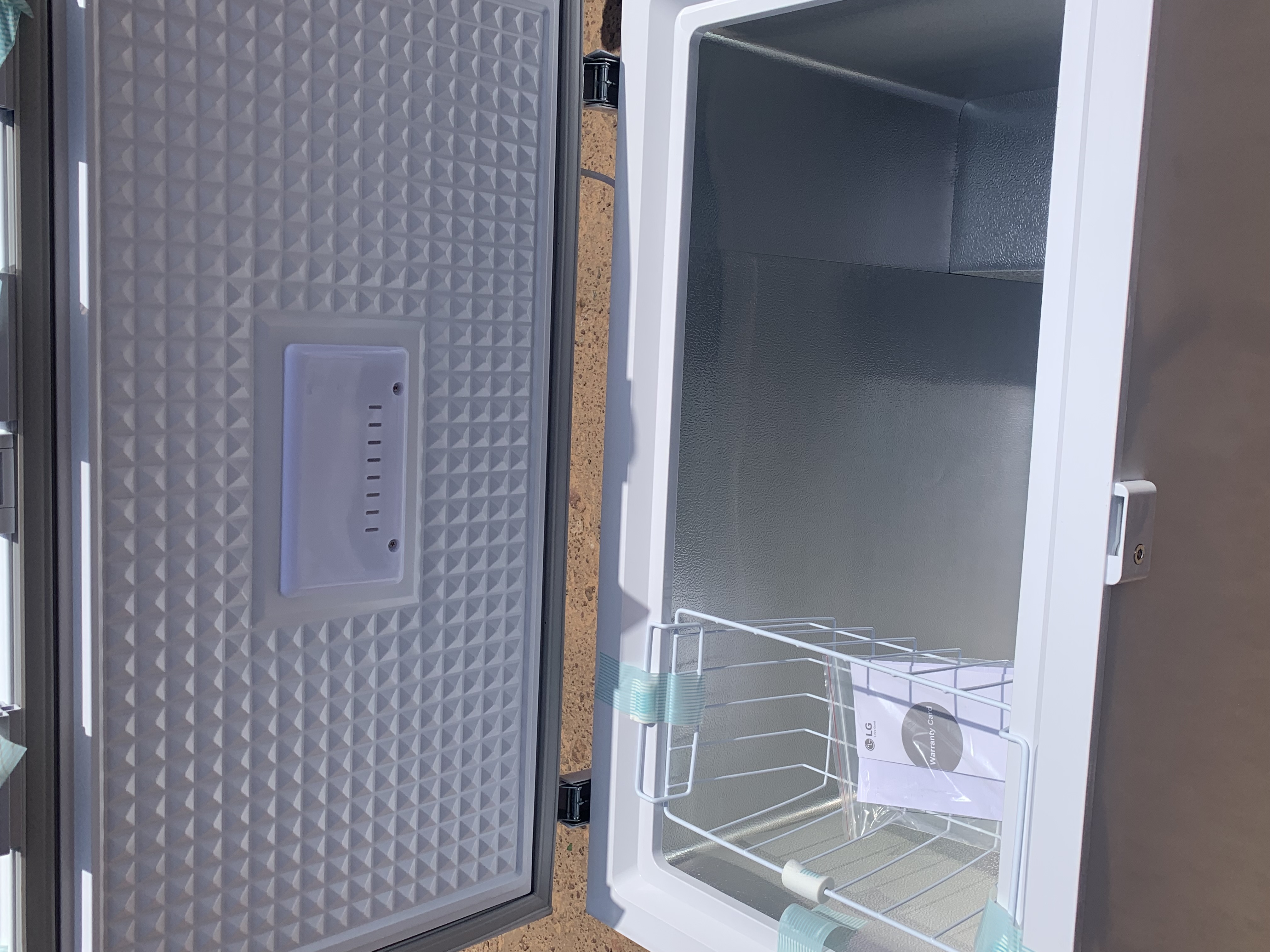 LG Chest Freezer FRZ215 190 liters | Agu Brothers Electronics