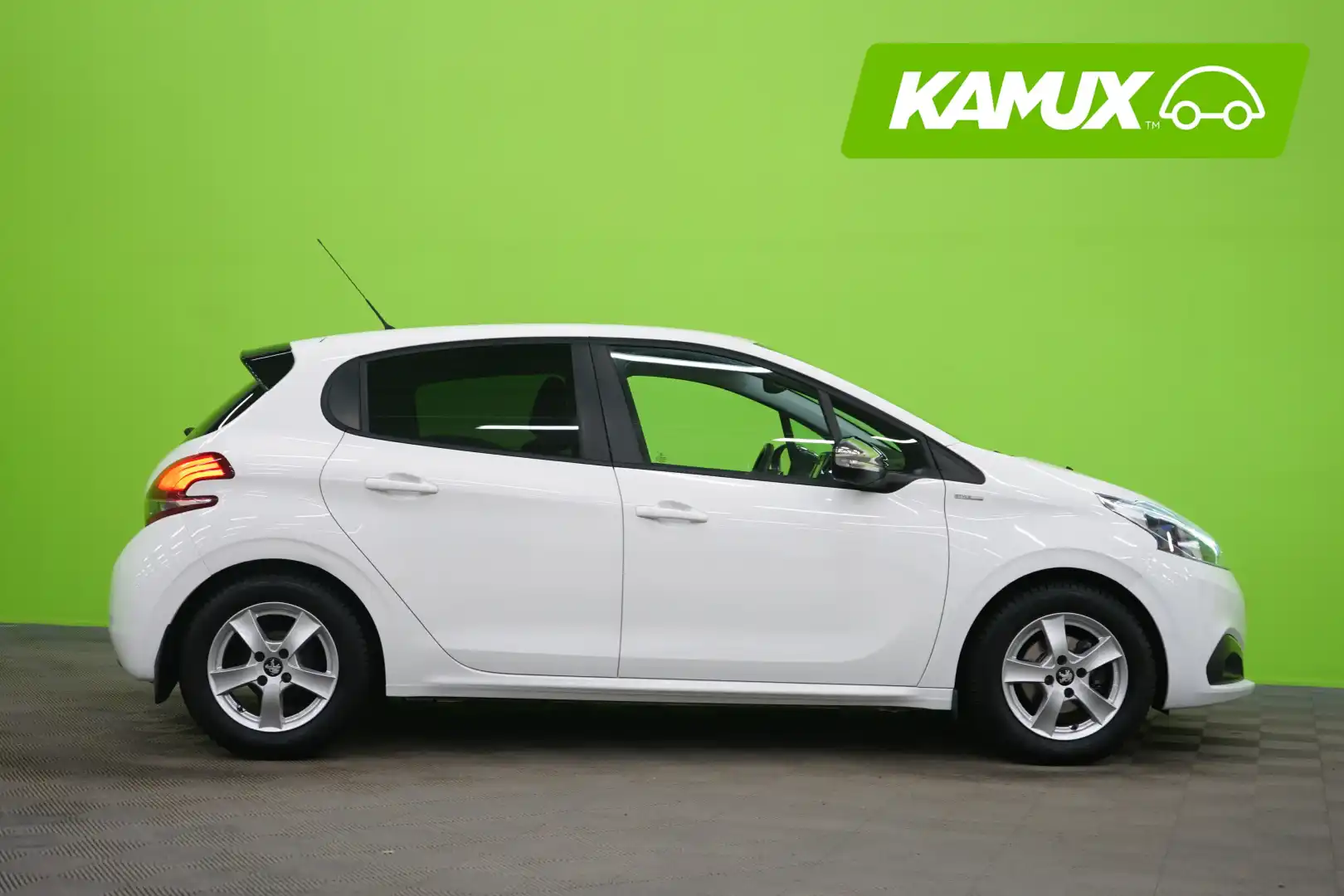 Myydään Peugeot 208 2018 - ZLU-614 | Kamux