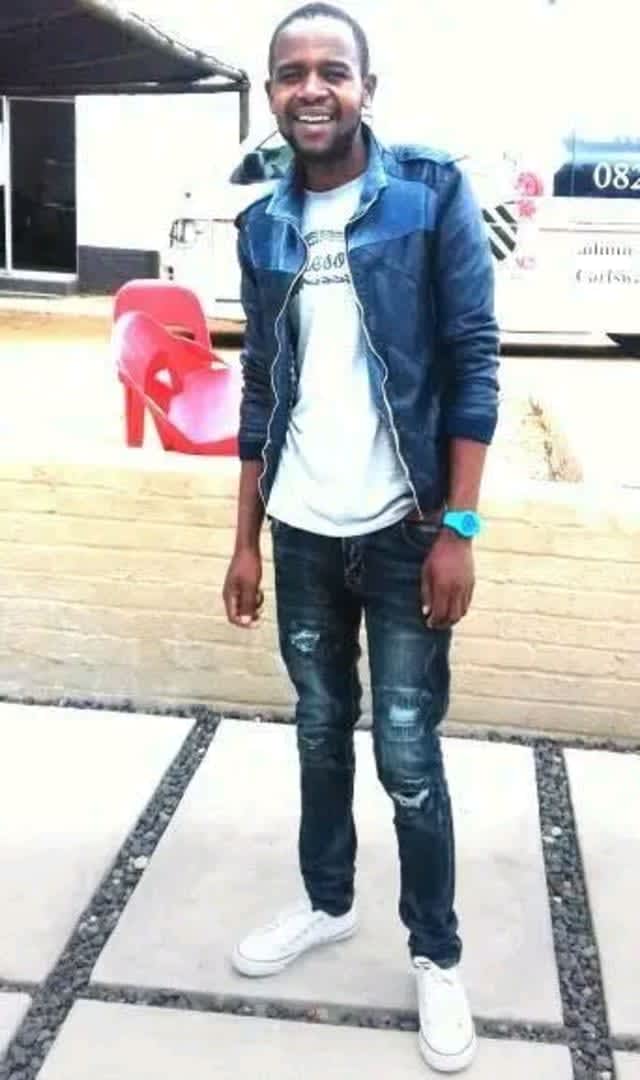 Ncube Sipho (Tiler) | Kandua