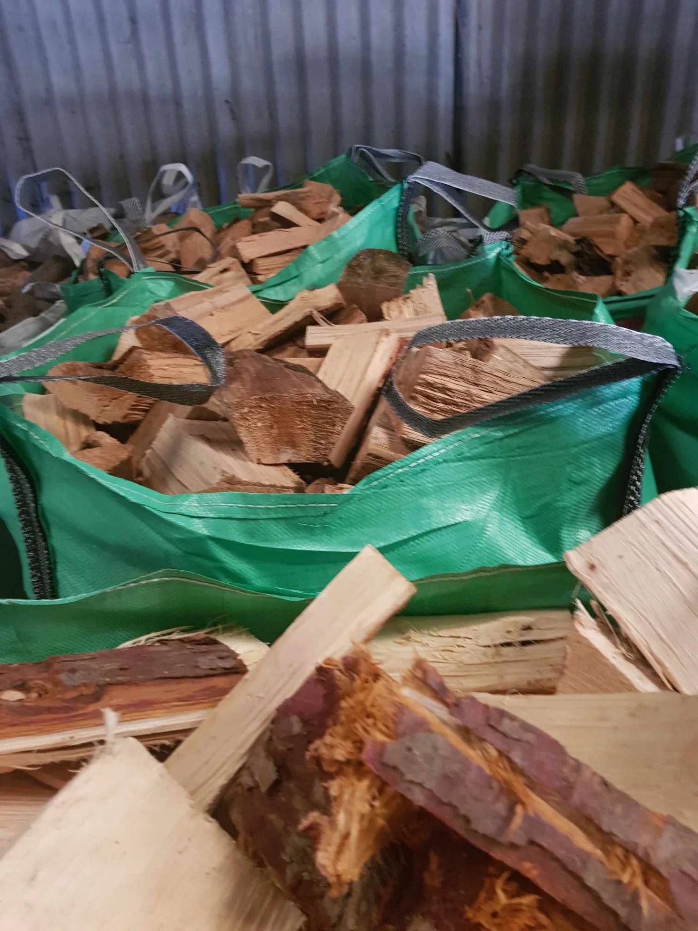 Option 2 - Lolas Logs