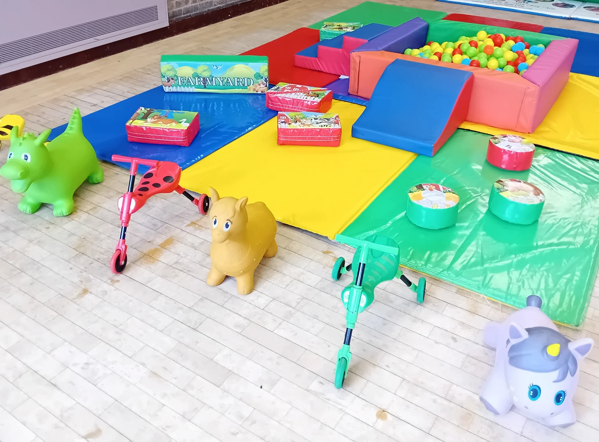 Farmyard Soft Play Package - Dino Tots Bouncy Castle & Soft Play Hire