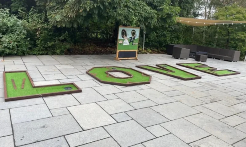 Wedding Mini Golf - Sj Leisure Dress Your Event, Party Planners ...