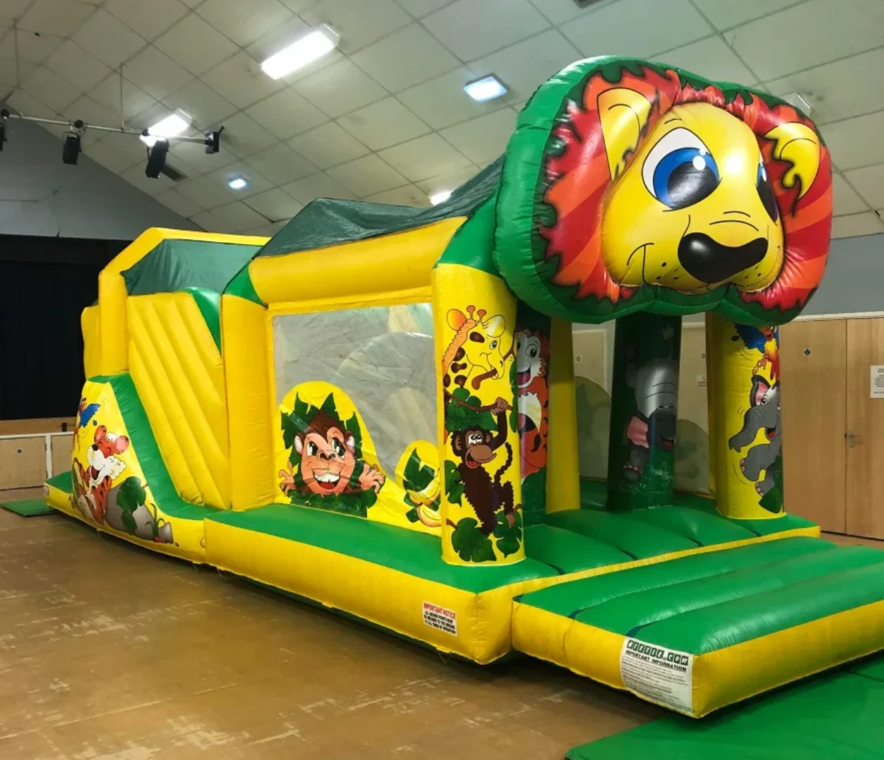 33ft Jungle Fun Run With Slide In Dorset - Dorset Entertainment