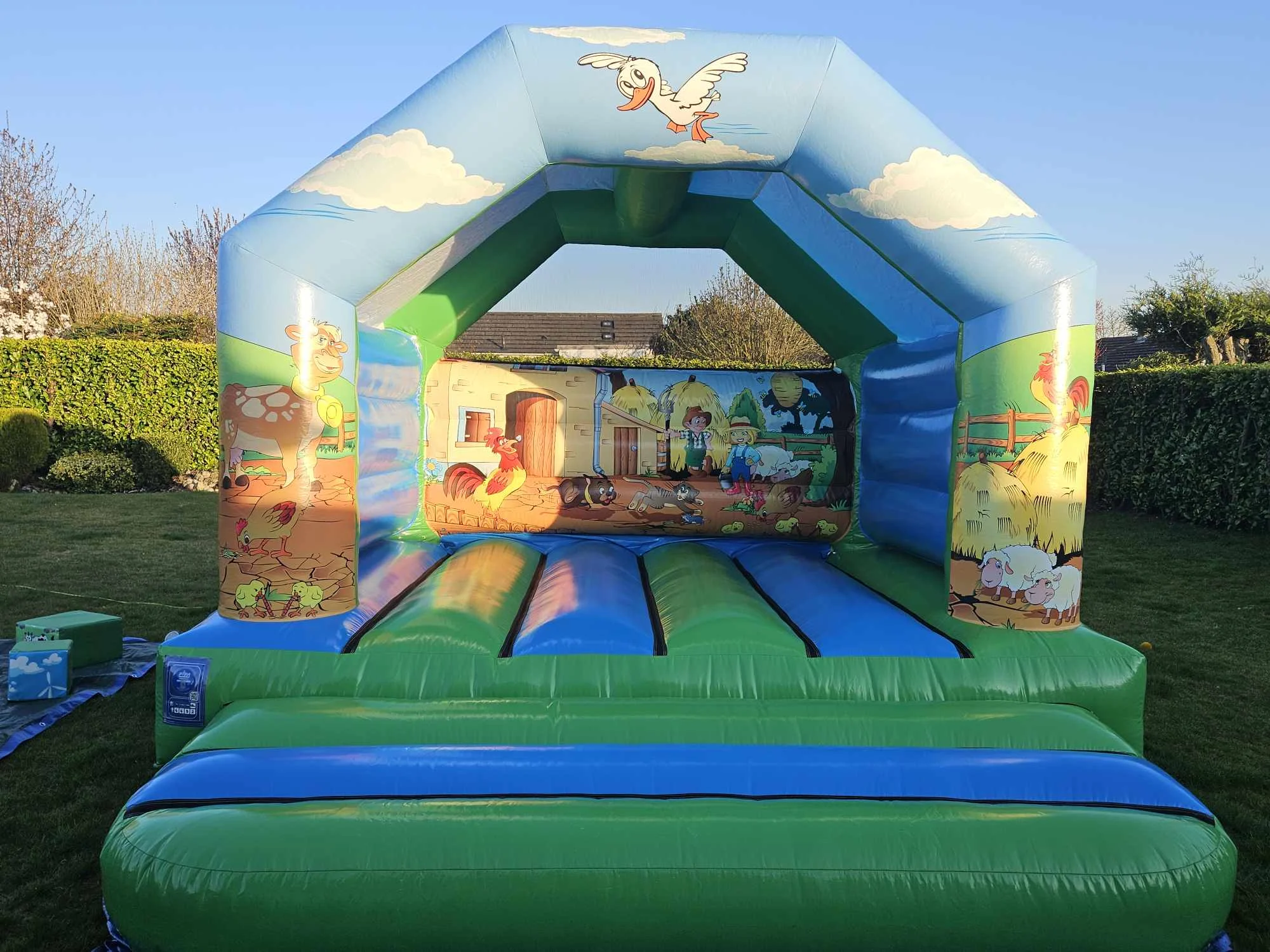 Farm Bouncy Castle - Kathryns Kastles and Soft Play