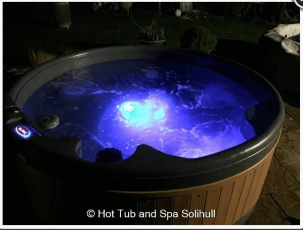 Long Weekend - Hot Tub Hire and Sales