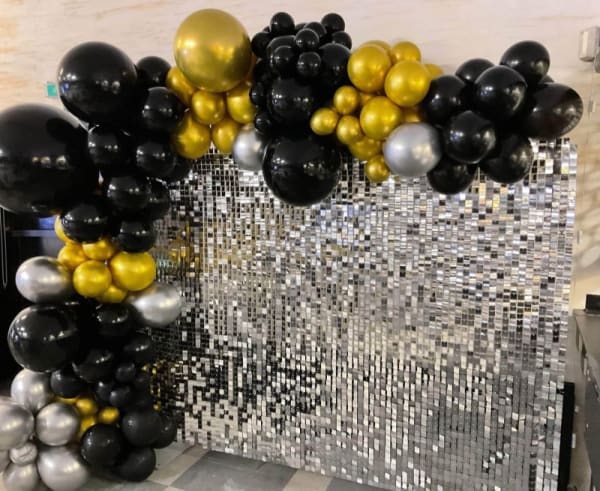 Shimmer Wall With Balloons - Litherland Party Hire, Bouncy Castle Hire ...