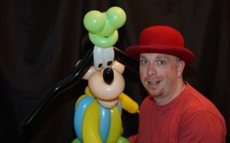 Benny Balloon - John Bedford entertainments Ltd