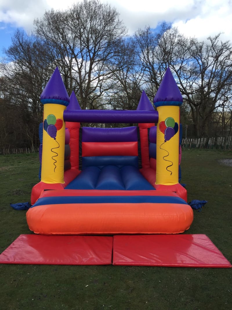 Balloons Castle, Party, Christening, Maidstone Kent, Ashford ...