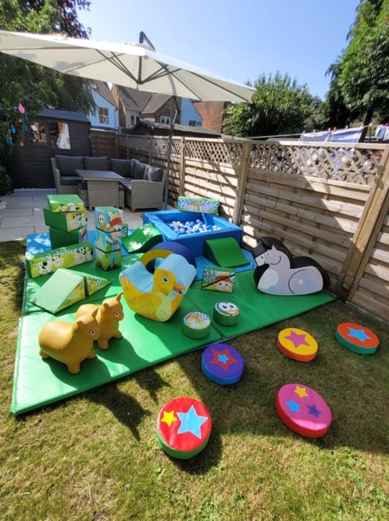 Farmyard Soft Play - Make it Perfect Soft Play And Bouncy Castle Hire