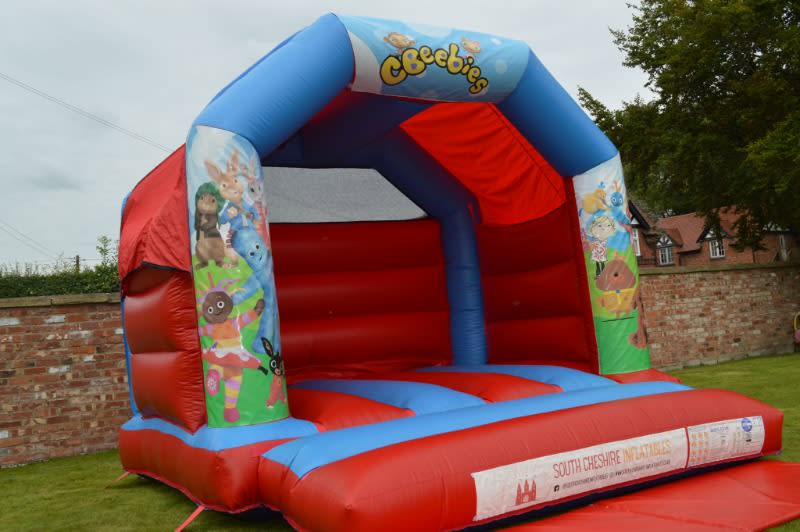 Cbeebies Castle 12ft X 12ft - South Cheshire Inflatables