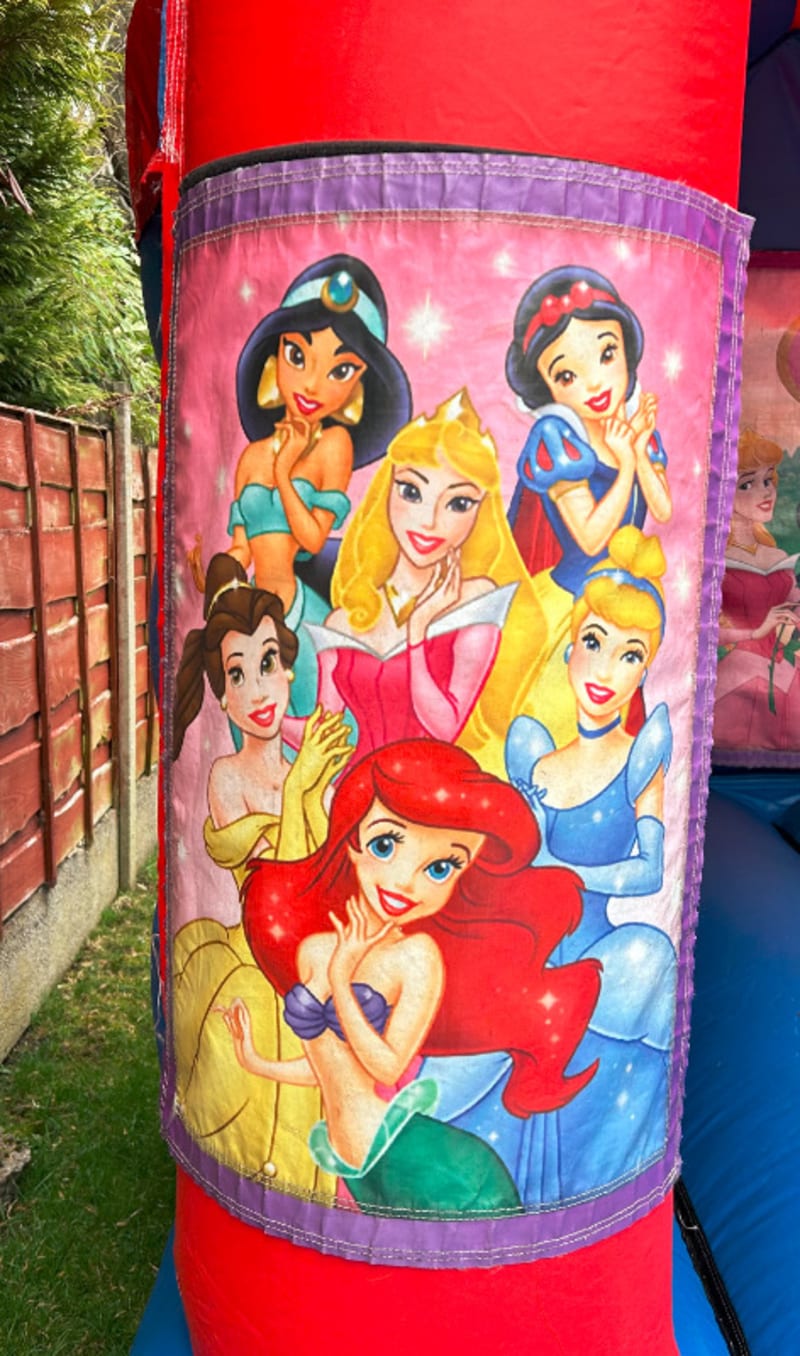 12ft X 12ft Blue And Red Castle - Princesstheme - A Wibbly Wobbly ...