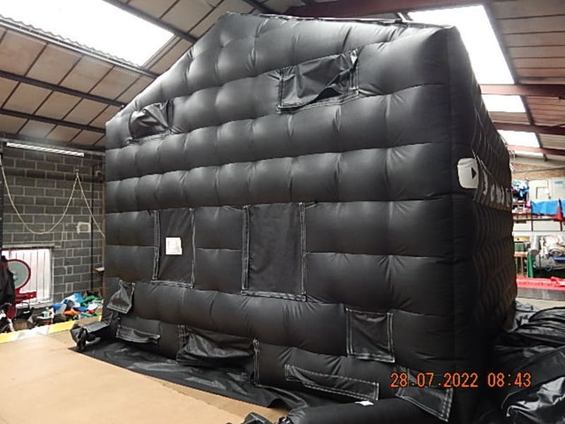 Large Inflatable Night Club - INFLATABLE BUILDINGS AND STRUCTURES